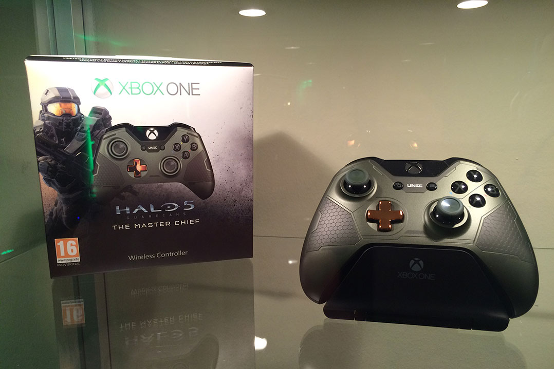 Xbox One Chatpad und Halo Limited Edition Controller für das nächste ...